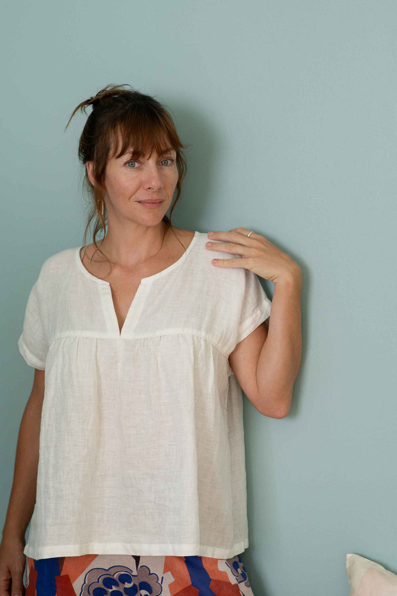 Top Warm White - Julia Top in Size Ollie